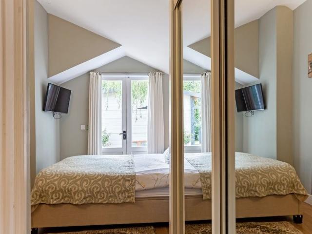 1 bedroom house to rent