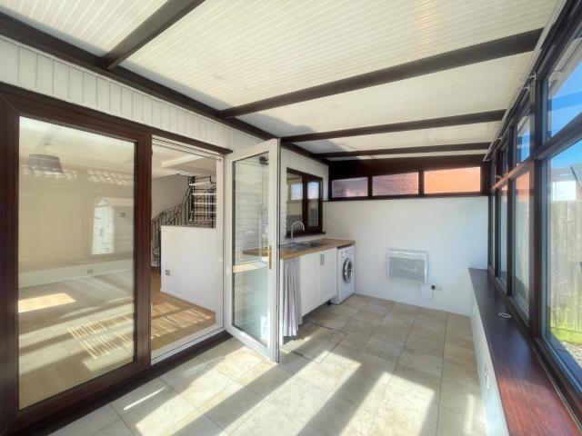 1 bedroom house to rent