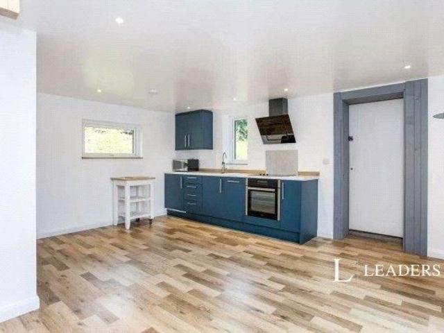 1 bedroom house to rent