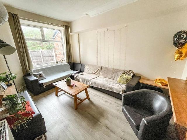 1 bedroom house to rent