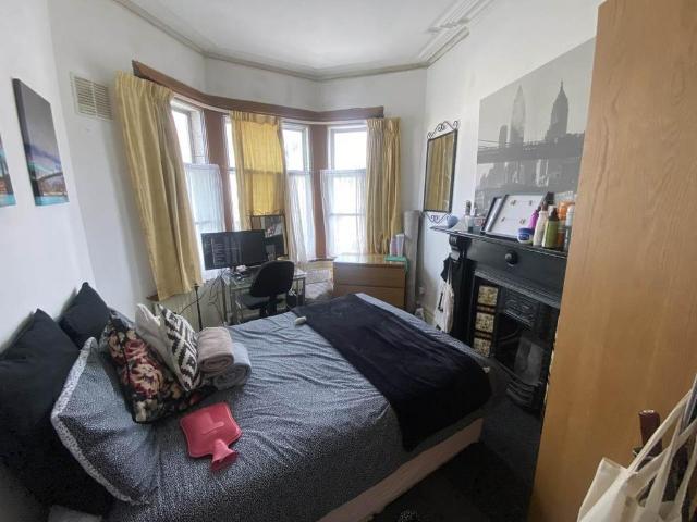 1 bedroom house to rent