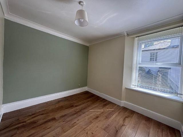1 bedroom house to rent