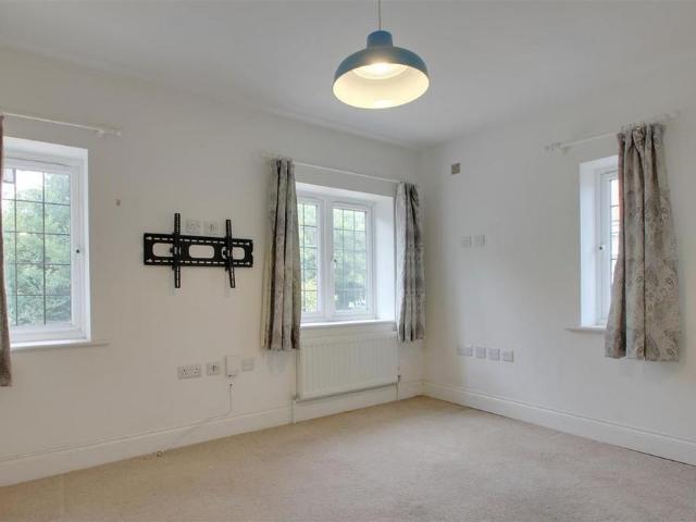 1 bedroom house to rent