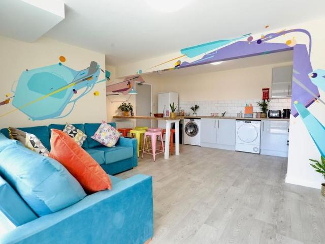 1 bedroom house to rent