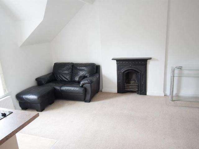 1 bedroom house to rent