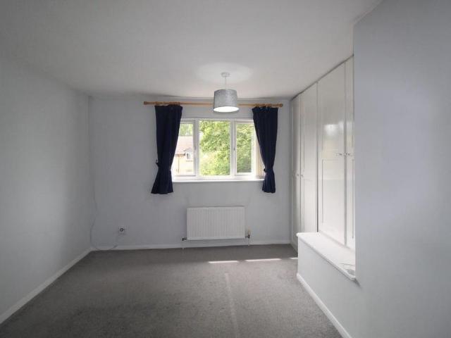 1 bedroom house to rent