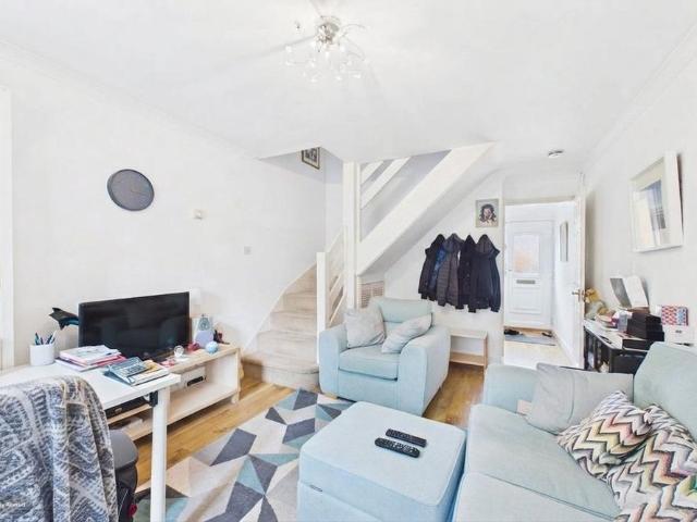 1 bedroom house to rent