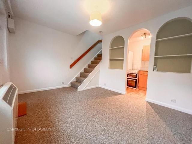 1 bedroom house to rent