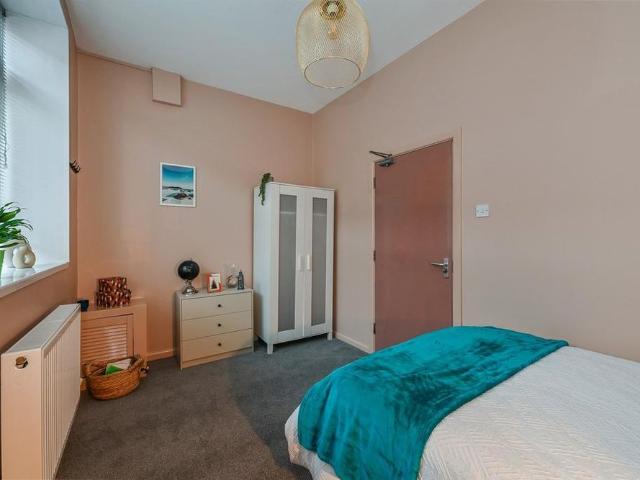 1 bedroom house to rent