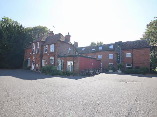 1 bedroom house to rent