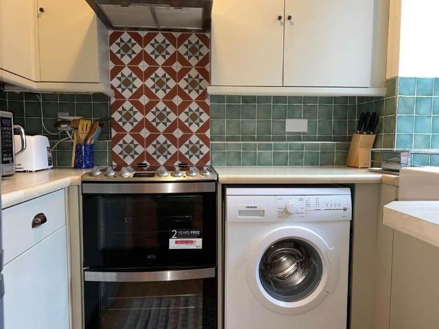 1 bedroom house to rent