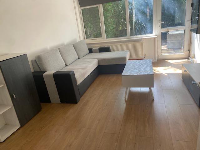 1 bedroom house to rent