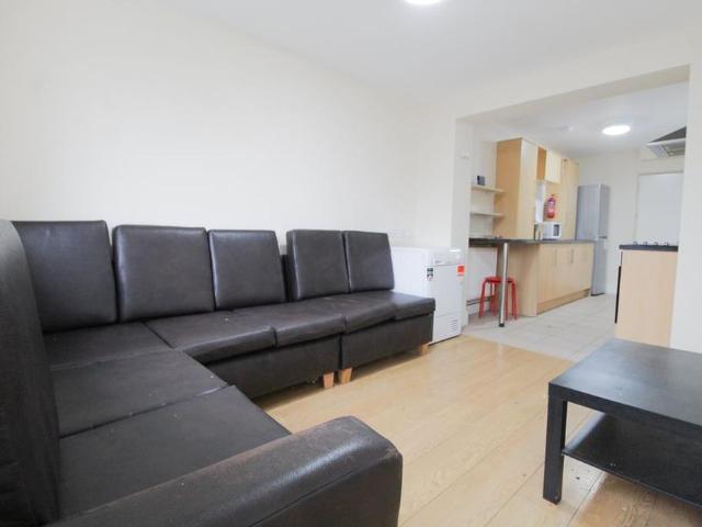 1 bedroom house to rent