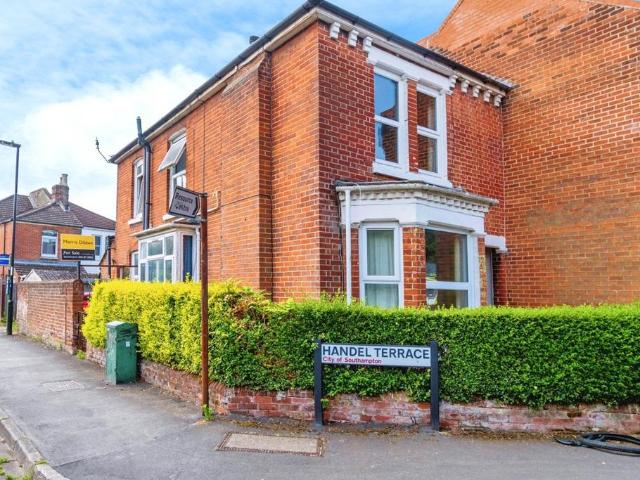 1 bedroom house to rent