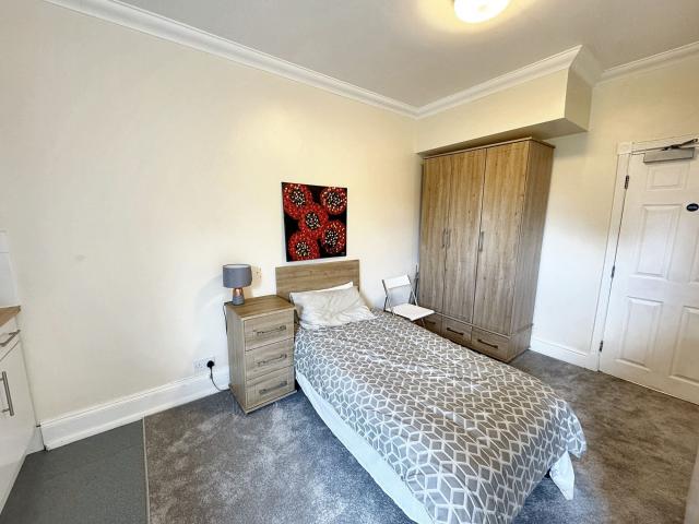 1 bedroom House to rent