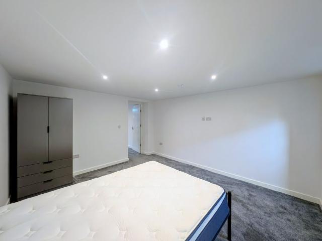 1 bedroom house to rent