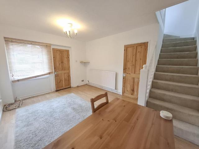1 bedroom house to rent