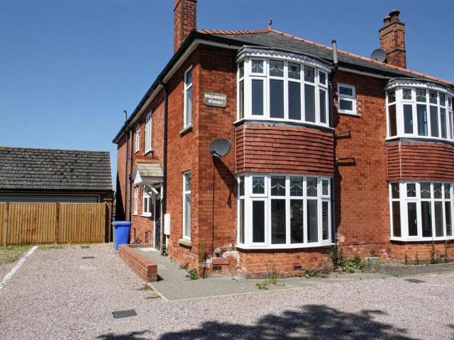 1 bedroom house to rent