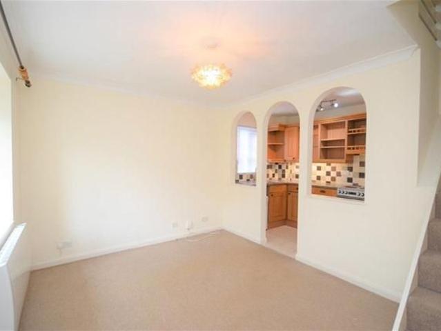 1 bedroom house to rent