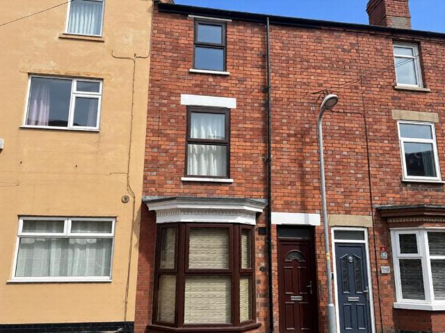 1 bedroom house to rent