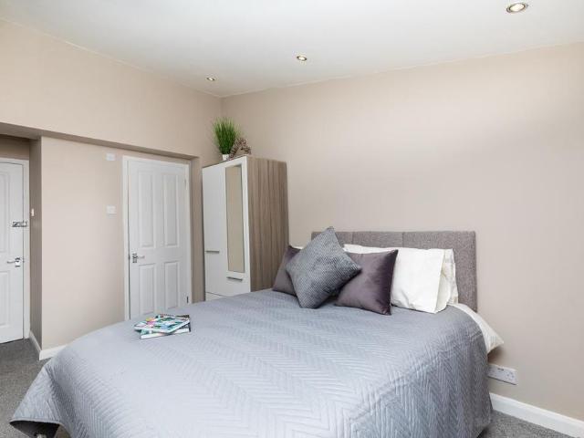 House share to rent