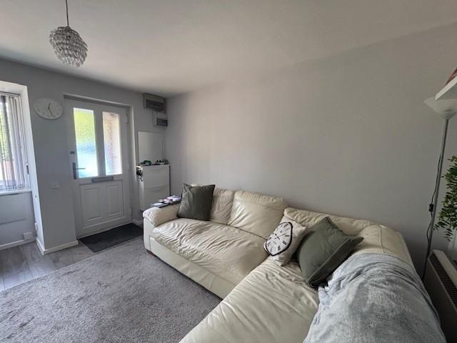 1 bedroom house to rent