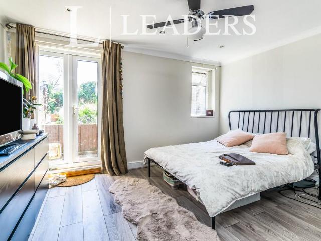 1 bedroom house to rent