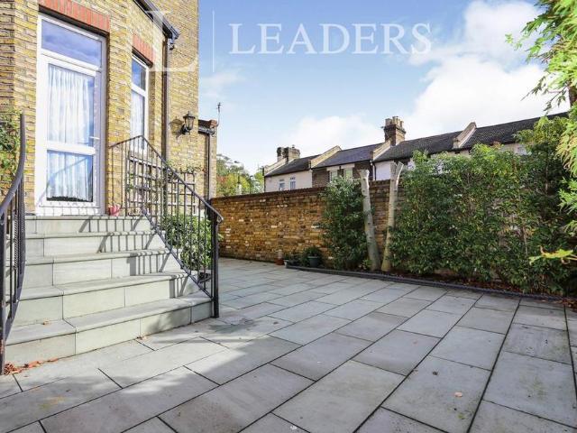 1 bedroom in a house share to rent