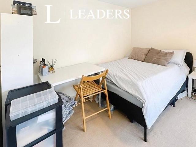 1 bedroom house to rent