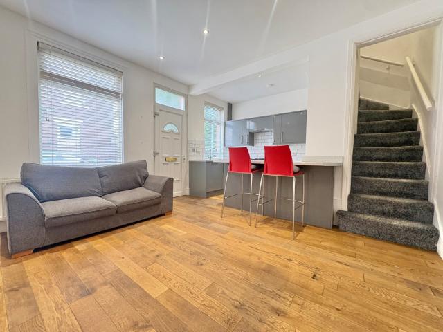 1 bedroom house to rent