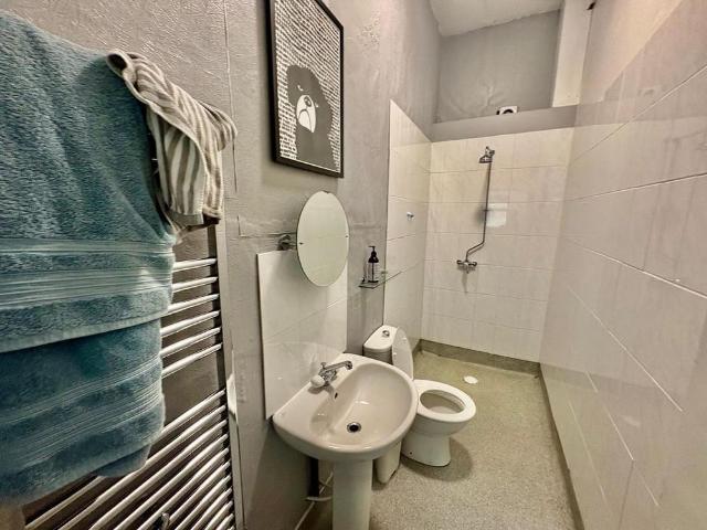 1 bedroom house to rent