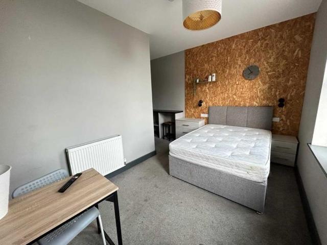 1 bedroom house to rent