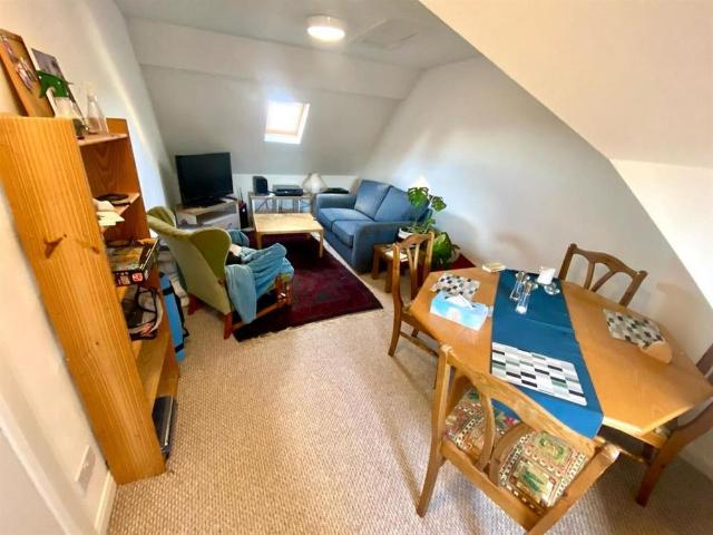 1 bedroom house to rent