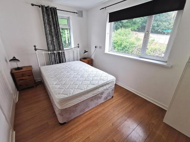 1 bedroom house to rent