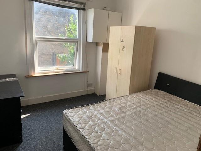 1 bedroom house to rent