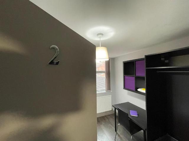 1 bedroom house to rent