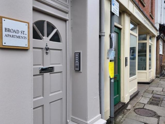 1 bedroom house to rent