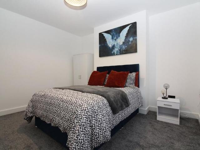 1 bedroom house to rent