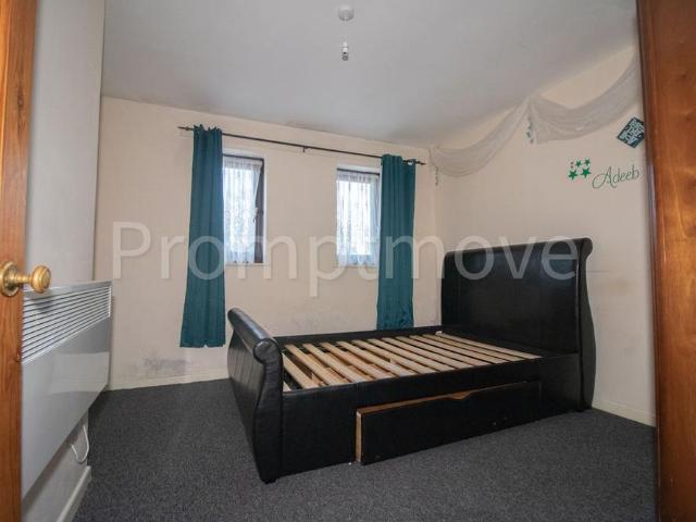 1 bedroom house to rent