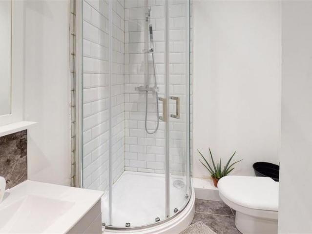 1 bedroom house to rent