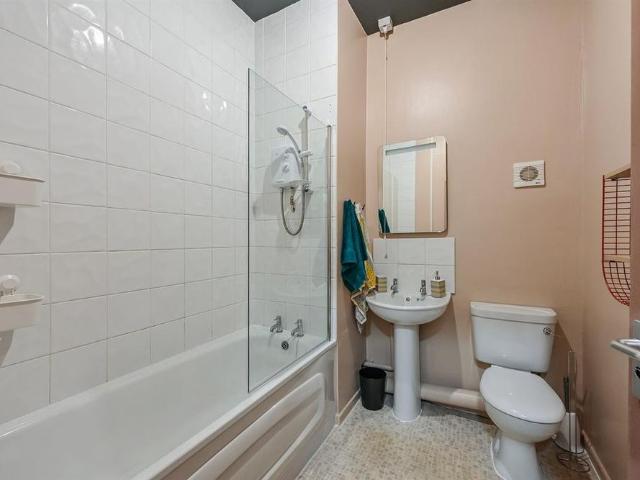 1 bedroom house to rent