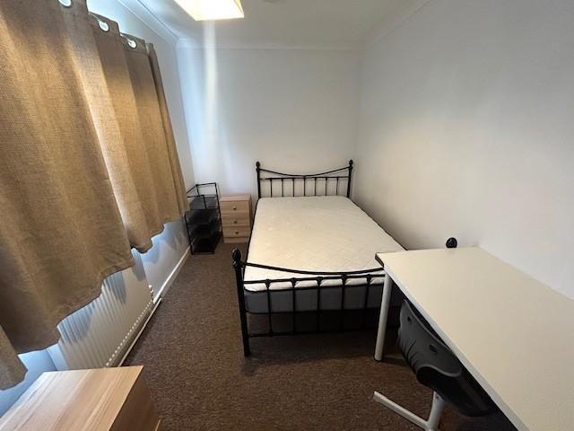 1 bedroom house to rent