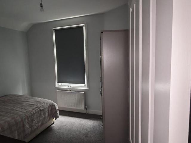 1 bedroom house to rent
