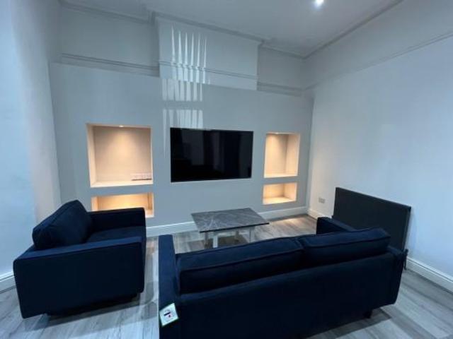 1 bedroom house to rent