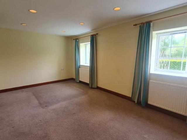 1 bedroom house to rent