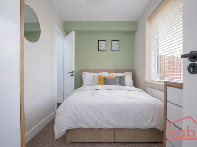 1 bedroom house to rent