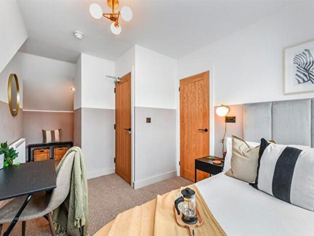 1 Bedroom House To Rent In Belvedere Road, Burton On Trent, DE13