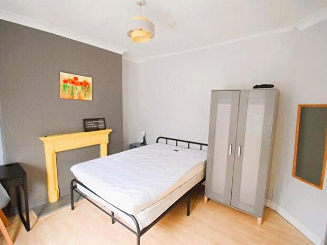 1 Bedroom House To Rent In Broadway Yellow, Pontypridd, CF37