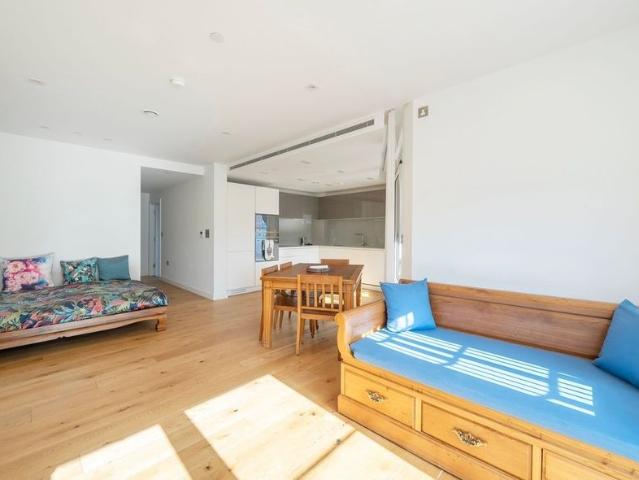 1 Bedroom House to Rent in Lambeth High Street, London, SE