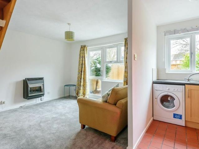 1 Bedroom House to Rent in St. Pauls Terrace, London, SE17